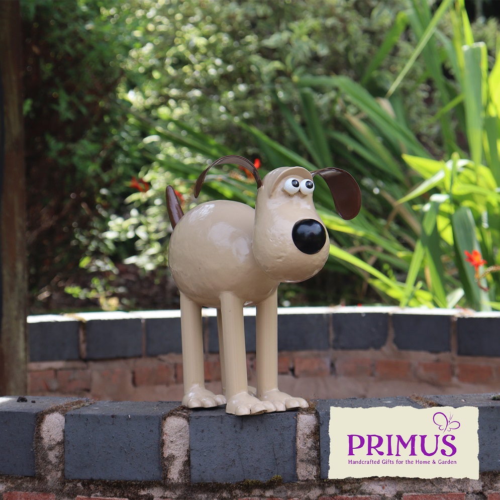 Gromit Metal Sculpture Garden Ornament